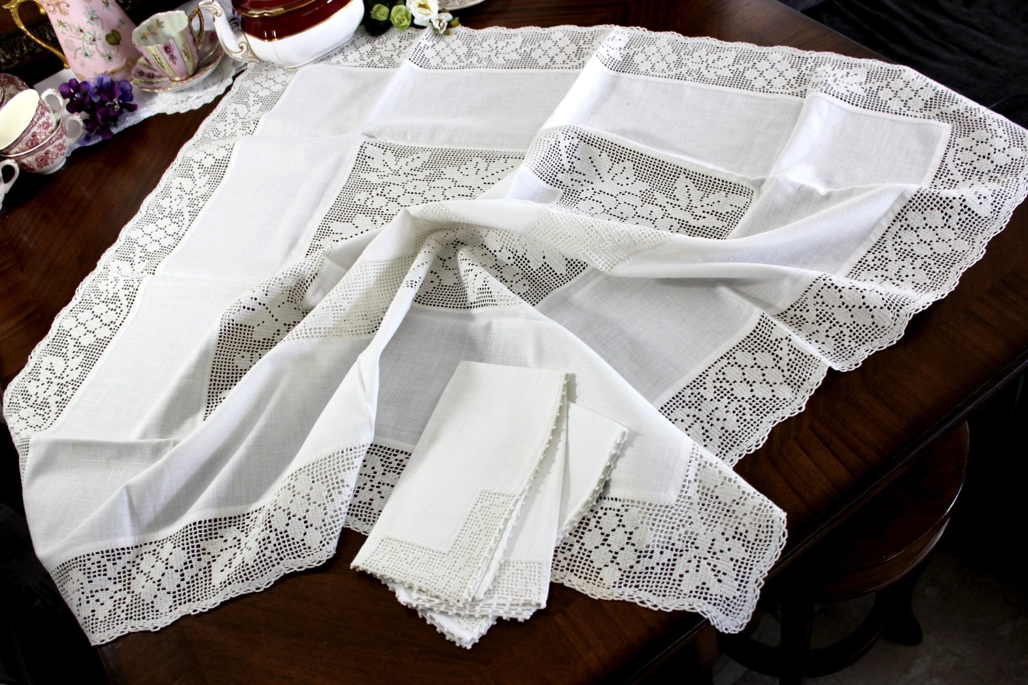 Antique Tablecloth, Linen Table Cloth Handmade 15031 – The Vintage Teacup