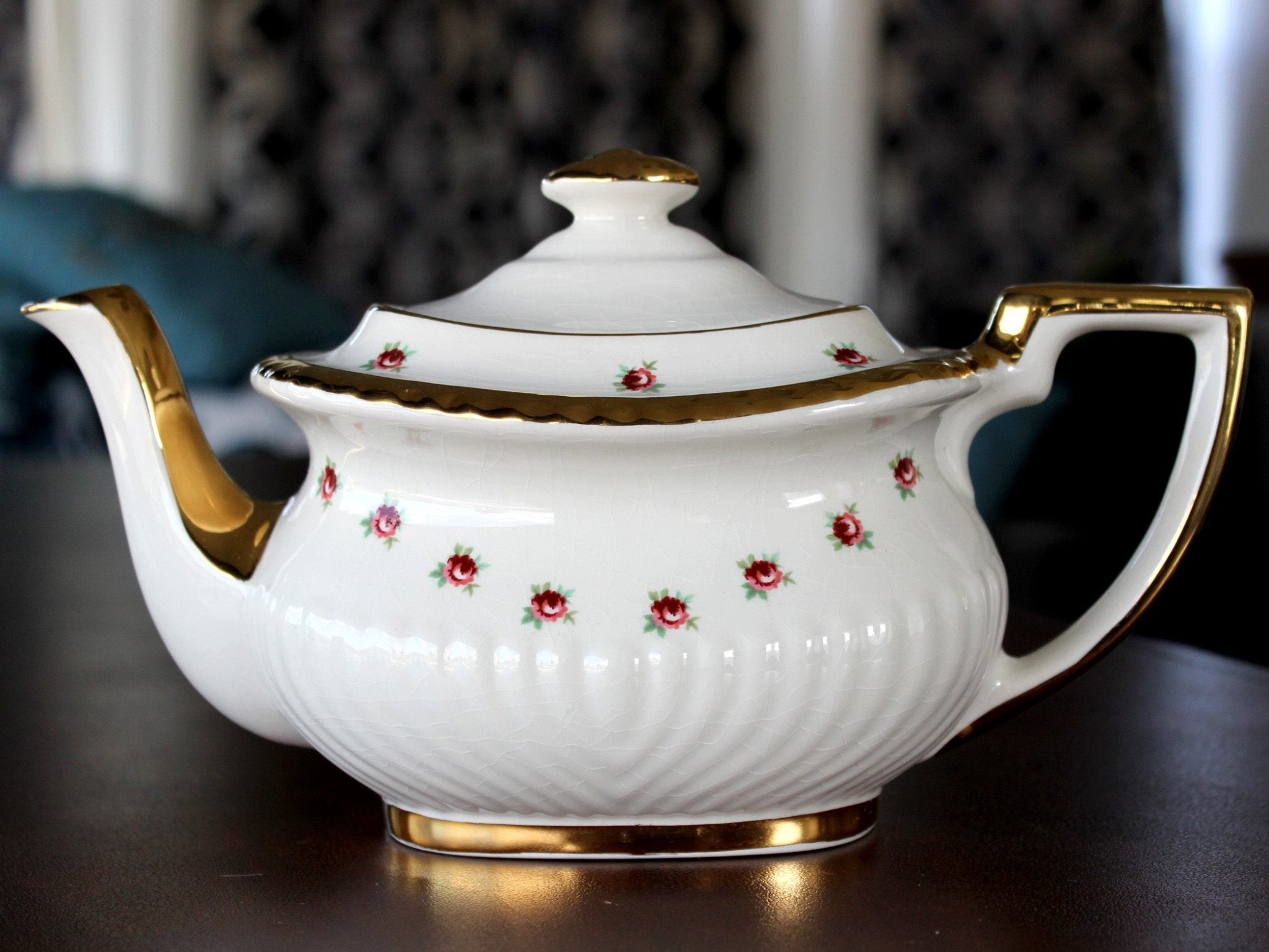 Gibson Vintage Teapot, Rosebud Chintz Tea Pot, 4 Cup Capacity 15644 ...