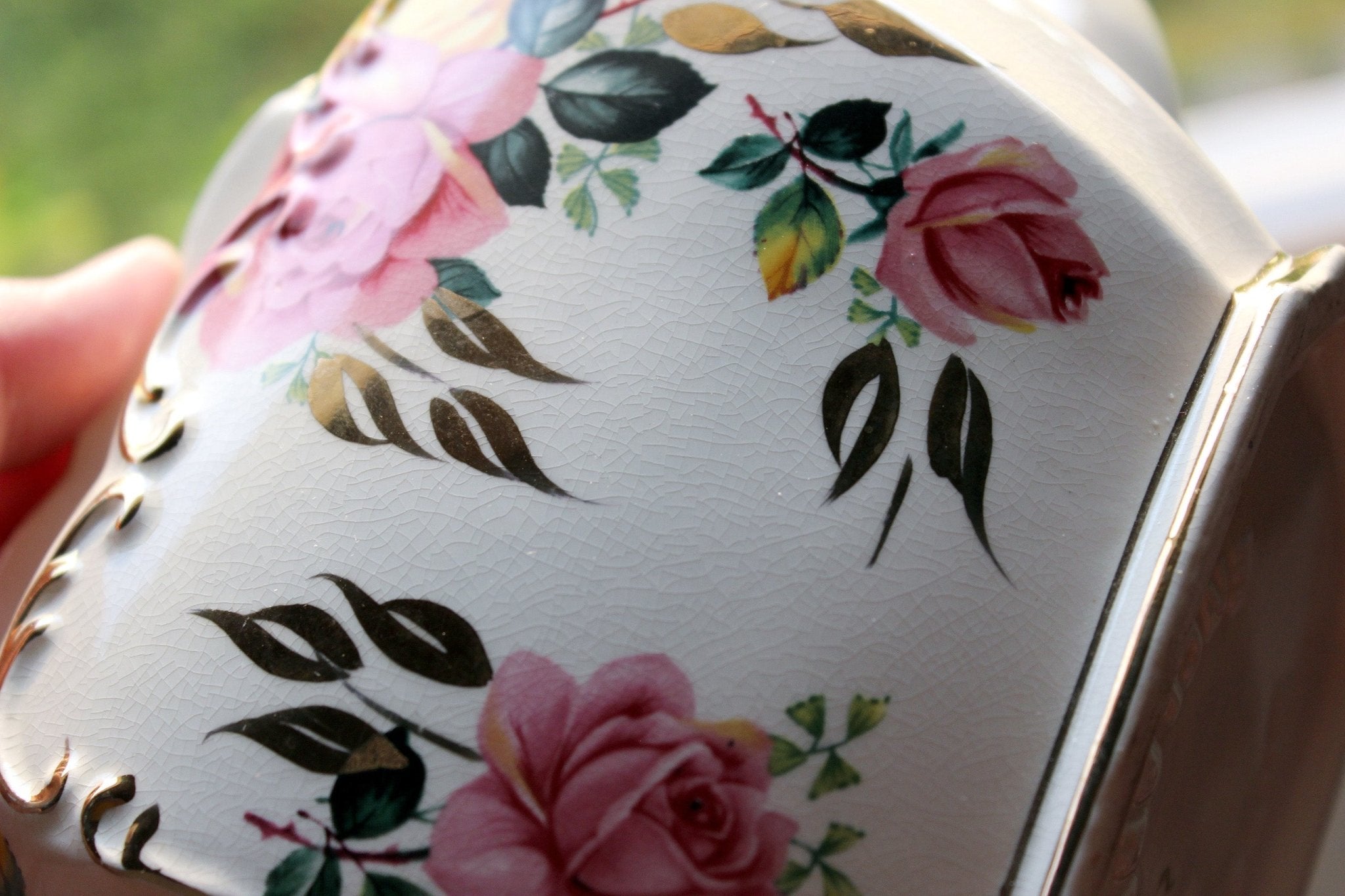 Sadler Cube Teapot, Pink & Yellow, Cabbage Roses Motif 17432 – The ...